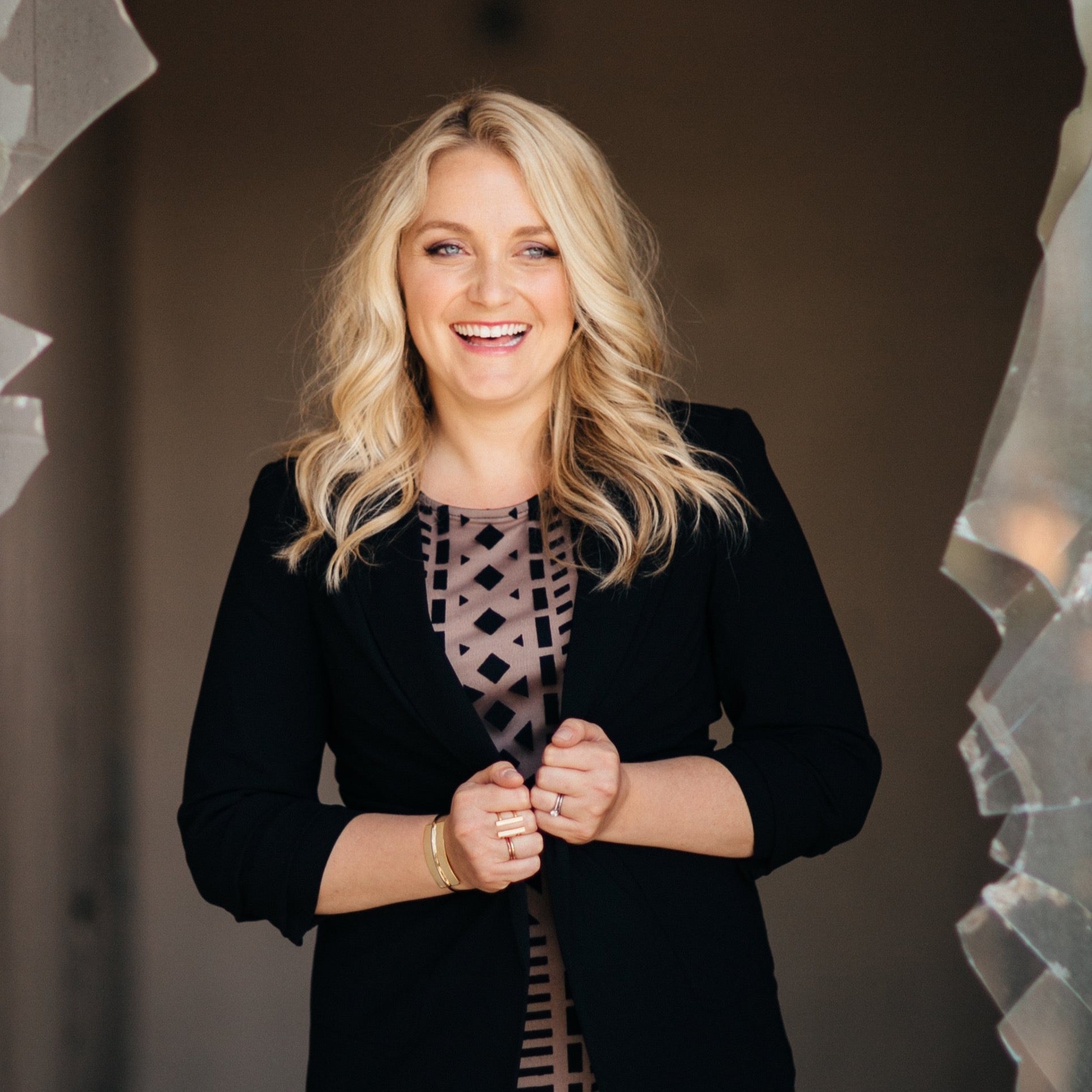 Molly Reed – Curb Word Publishing